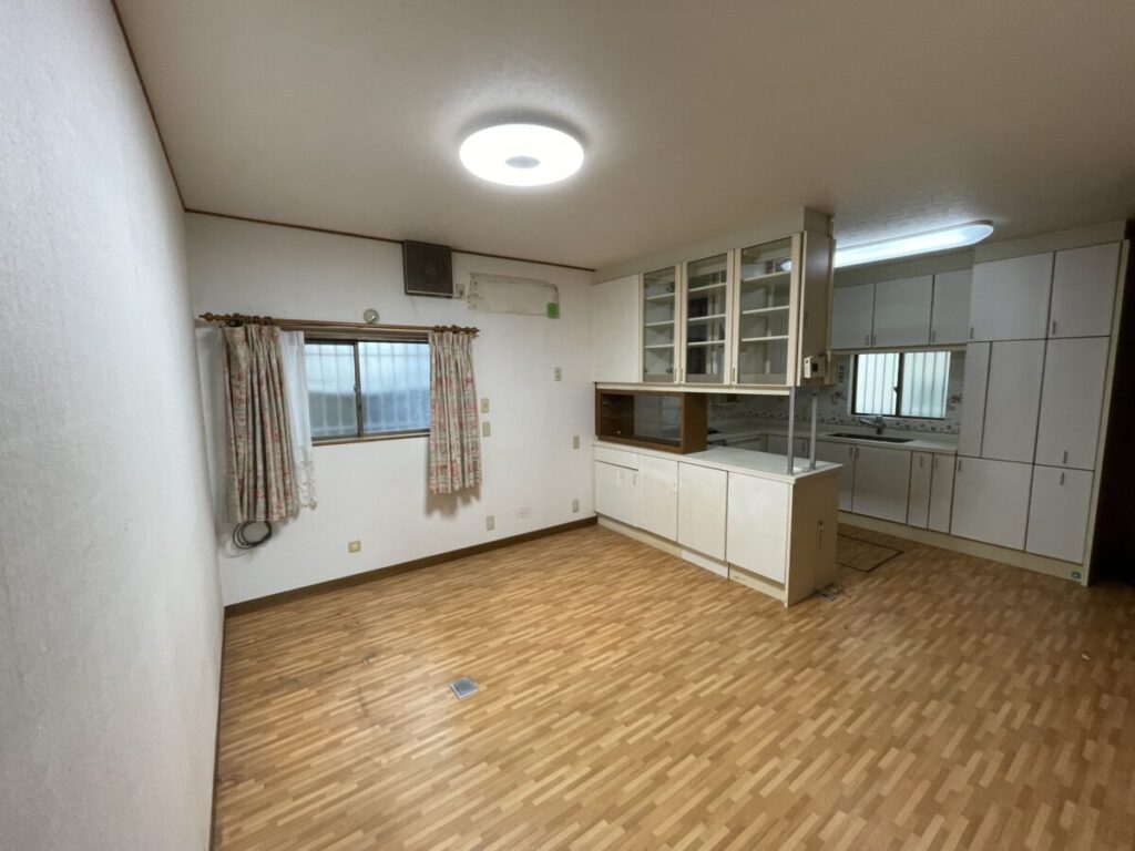 各部屋6帖以上の8LDK！この広さがいいよね！＜灘区＞【成約済】 | 神戸・明石・姫路の不動産情報サイト ヨリドコ｜クラージュ株式会社